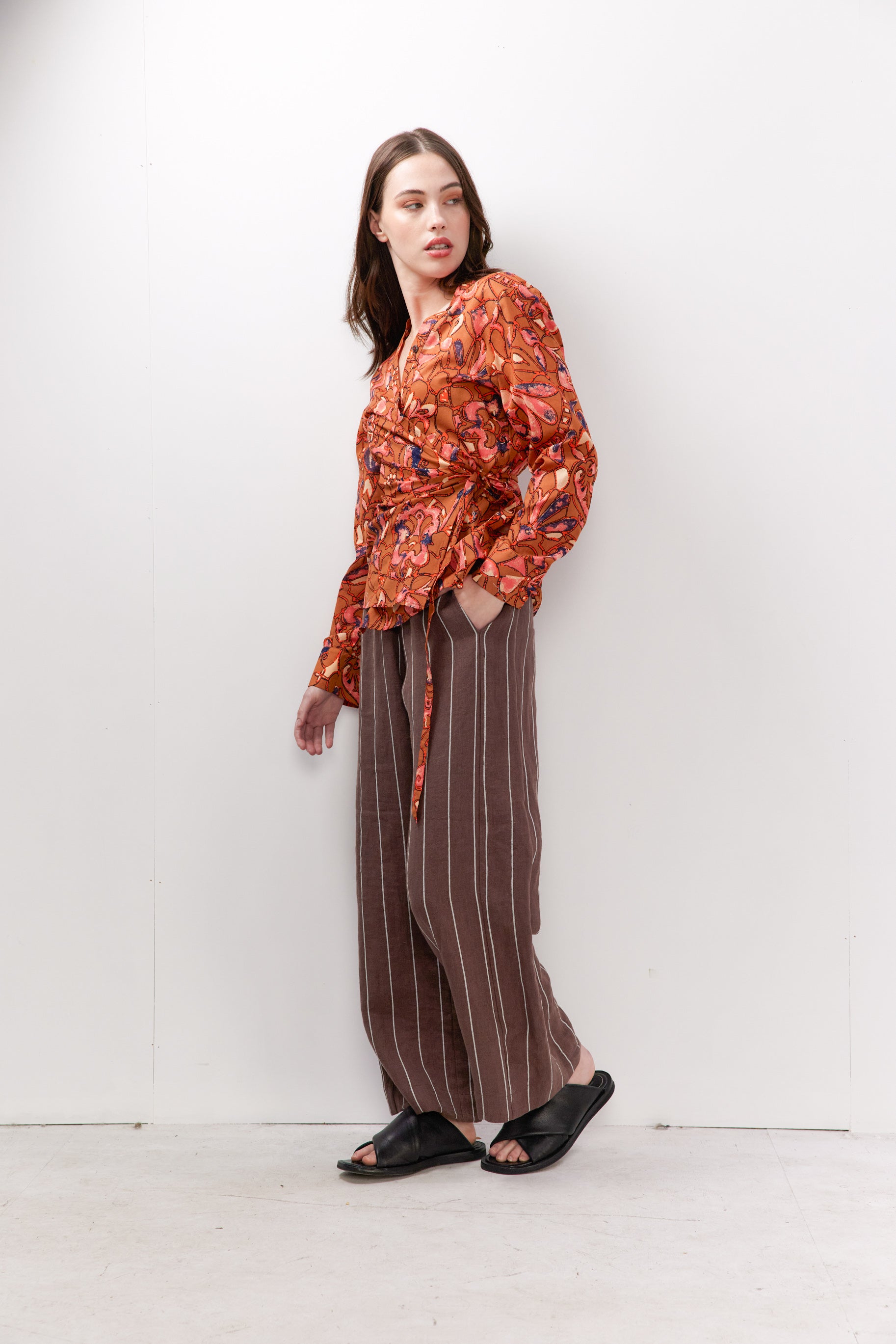 Eadie Top - Orange Floral – Vale and Ward