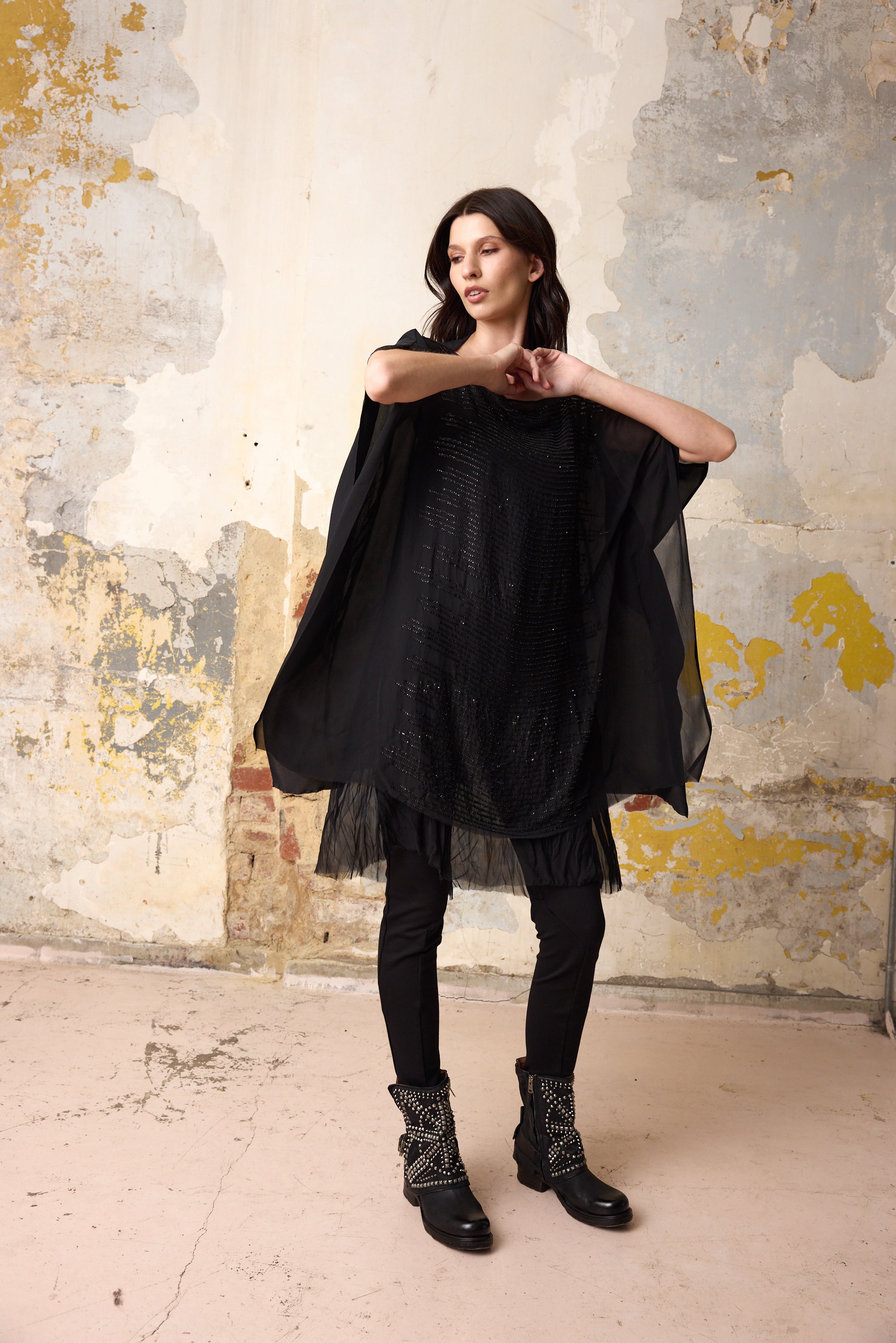 Angel Tunic - Black – Vale and Ward